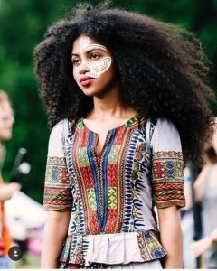 69 Cute Long Hairstyles For Black Women - New Natural Hairstyles