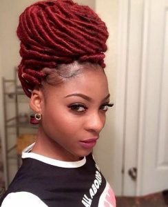 30 Best Yarn Locs Hairstyles for Women - New Natural Hairstyles